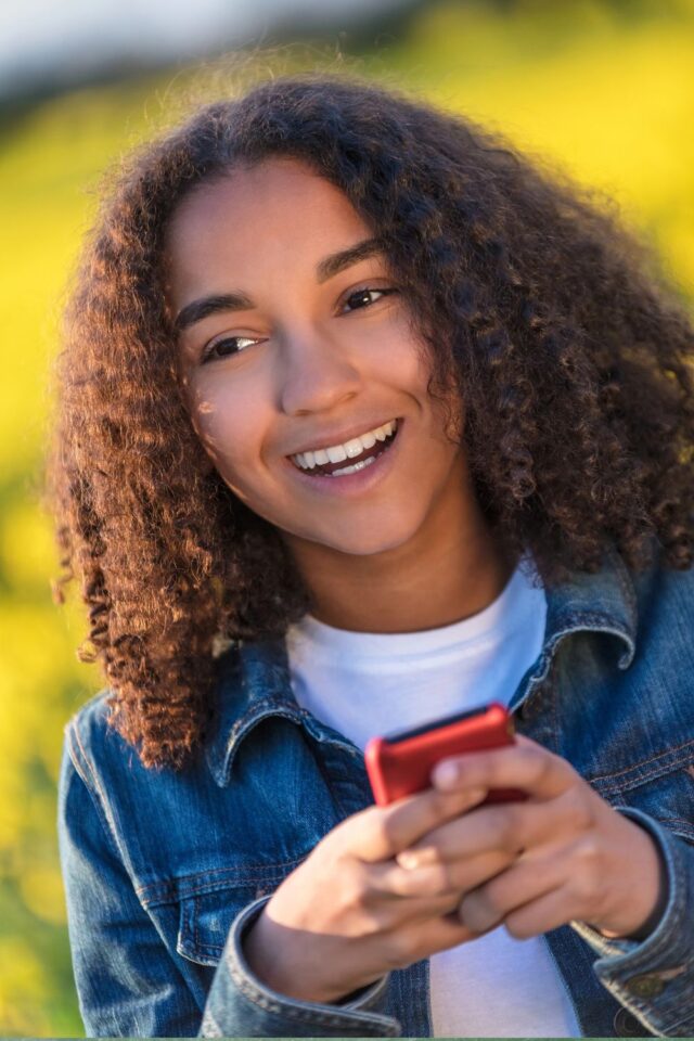 240 Creative Writing Prompts for 8th Graders in 2025